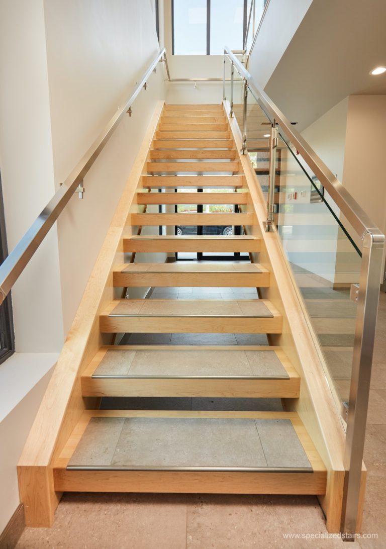 Custom Made Staircases Edmonton & Kelowna | Specialized Stairs & Rail