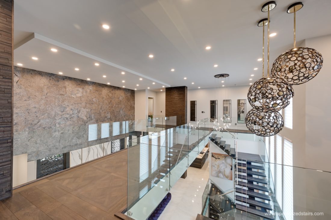 Perchless Self Supported Mono - Specialized Stair & Rail